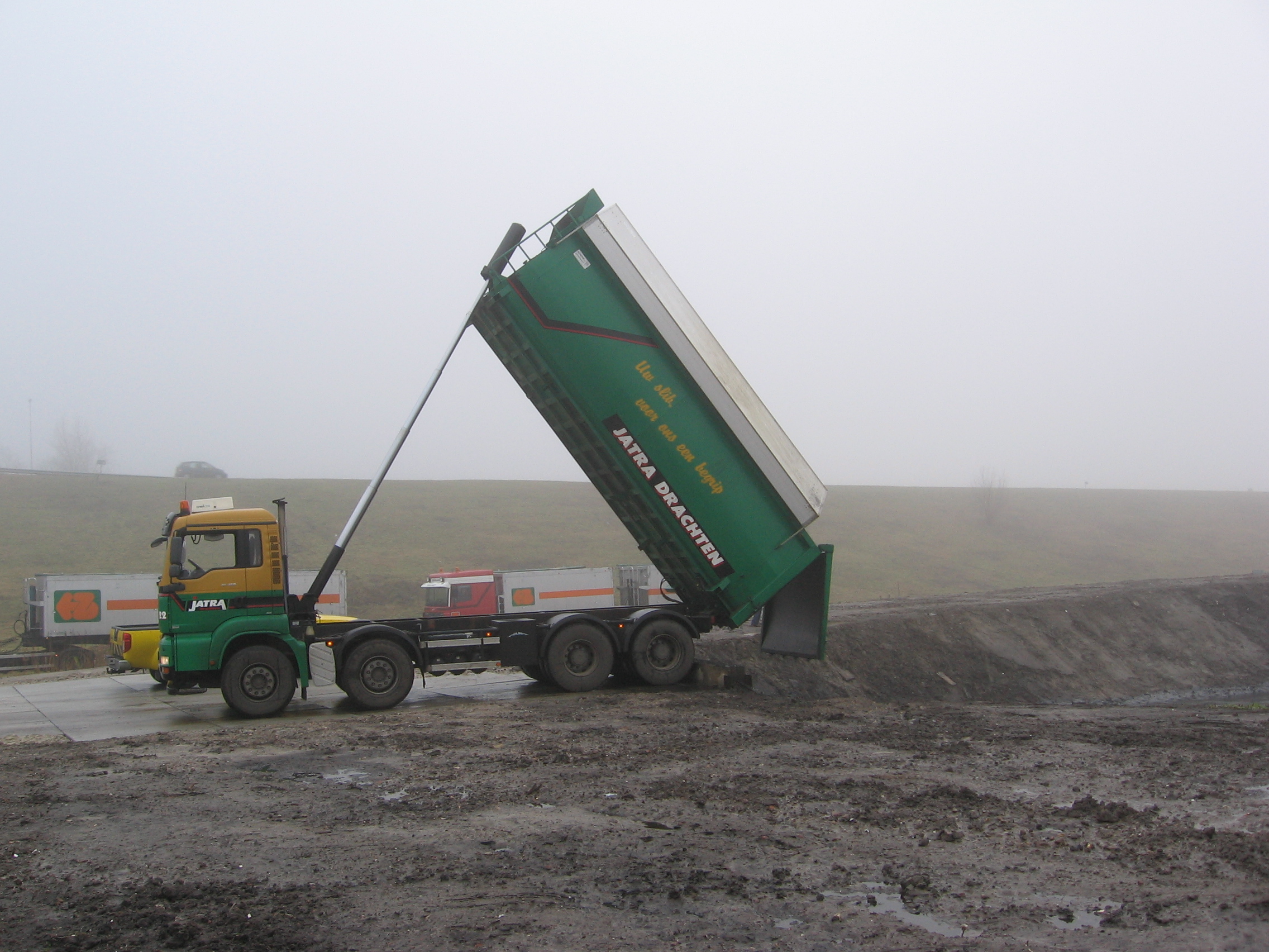 8X4 WSG met Slibcontainer - Jatra Drachten